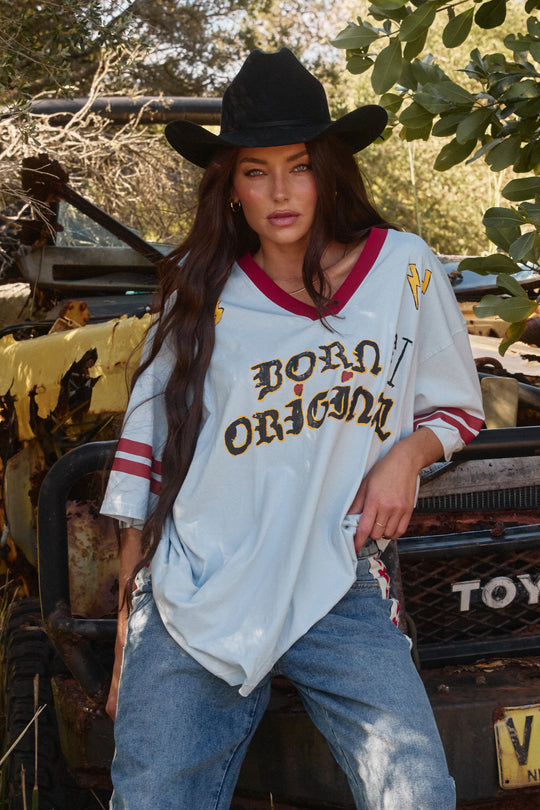 THE VERY OVERSIZED BORN ORIGINAL TEE - SKY – SABBI
