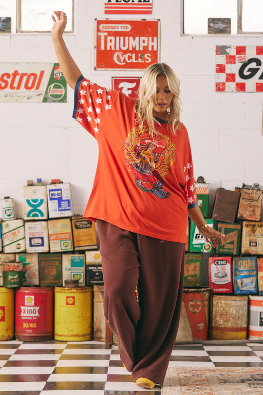 THE VERY OVERSIZED VINTAGE DREAM BIG BRENDA TEE - RED – SABBI