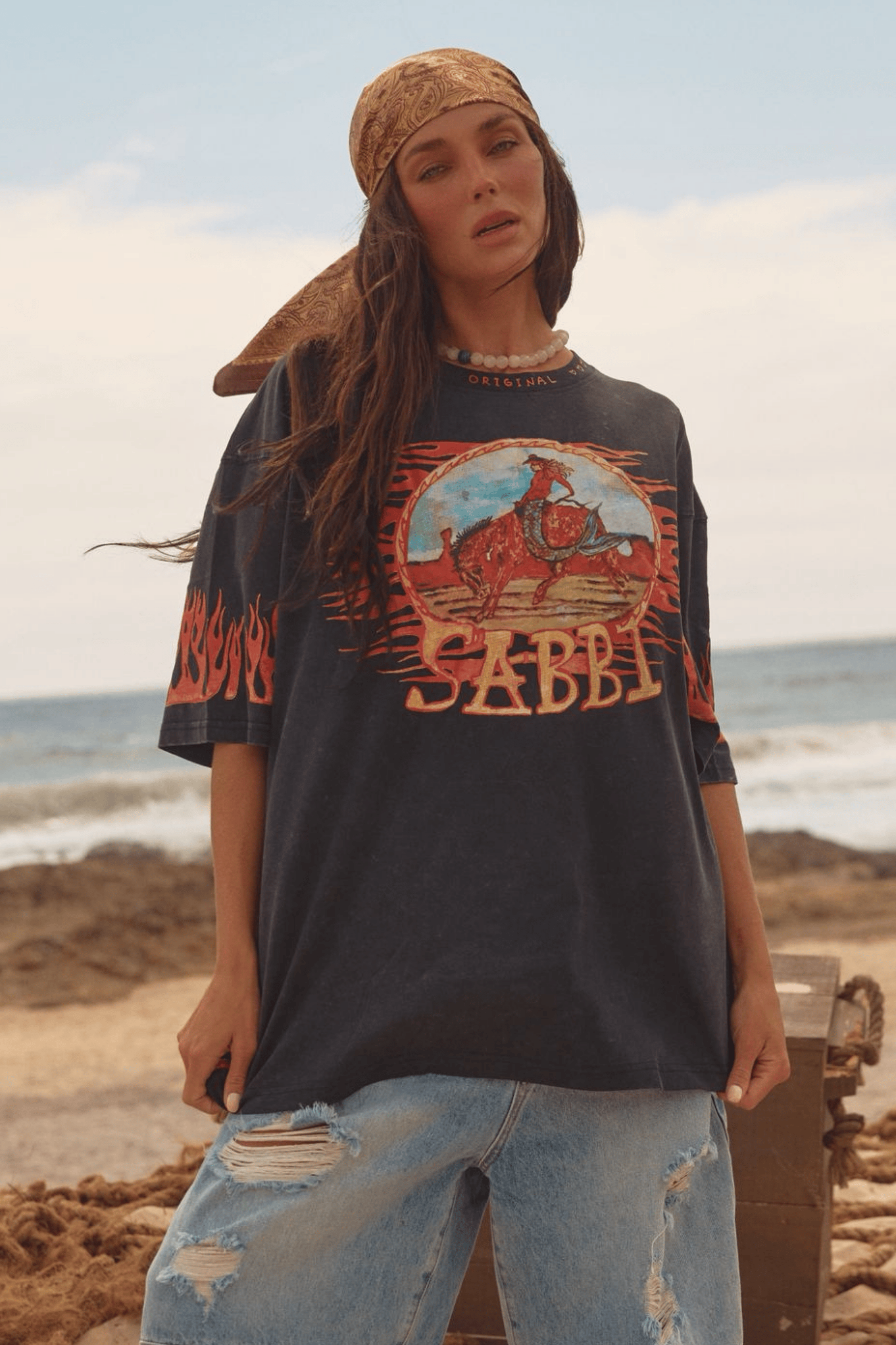 Sabbi | The Very Oversized Flaming Cowboy Tee - Black – SABBI