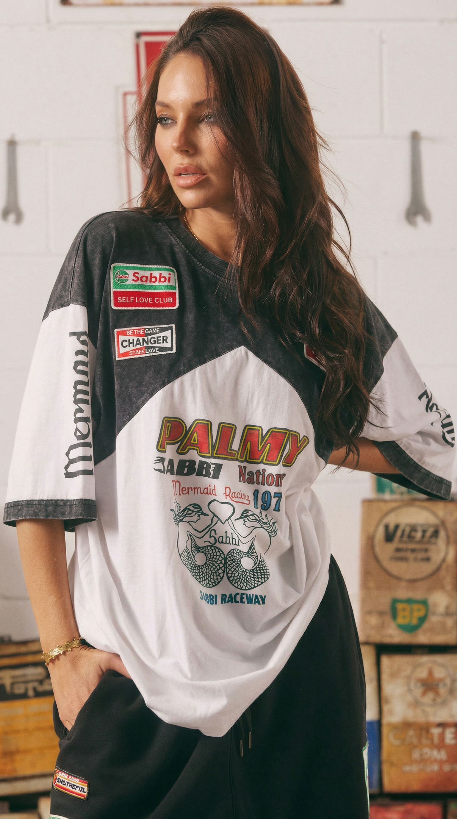 Sabbi | The Very Oversized Mermaid Racing Tee - Black & White – SABBI